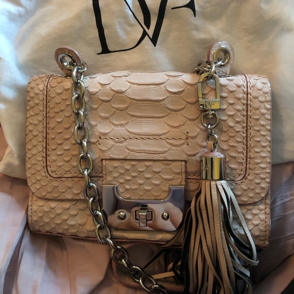 Diane Von Furstenberg | Bags | Dvf Crossbody Purse | Poshmark